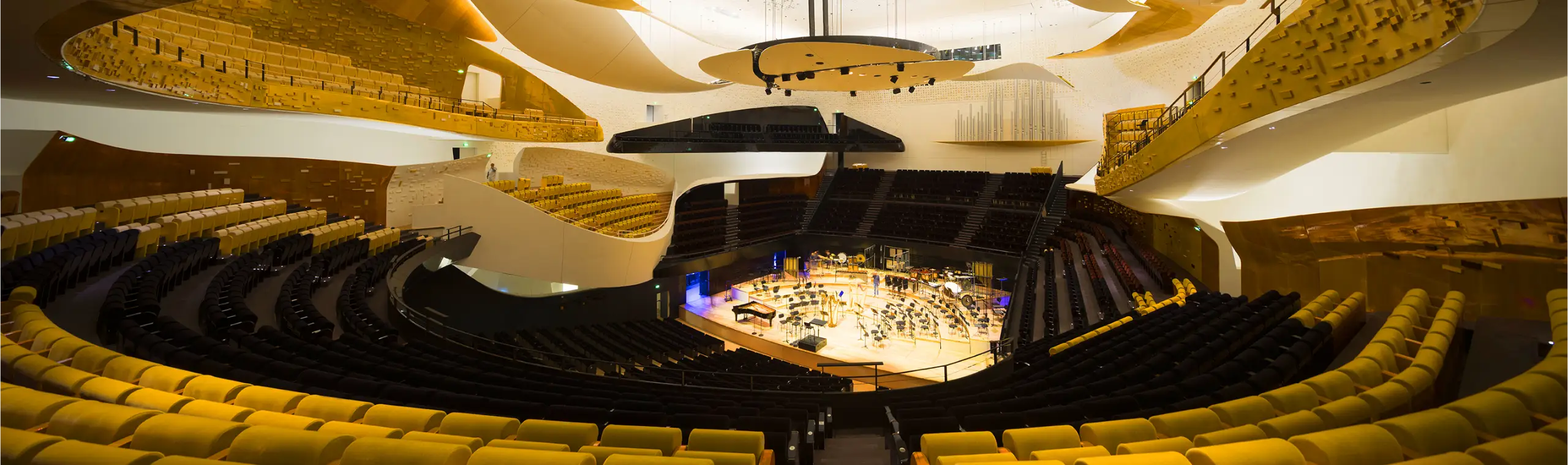 Automated Lift Systems for Venues & Performance Spaces — Gala Systems
